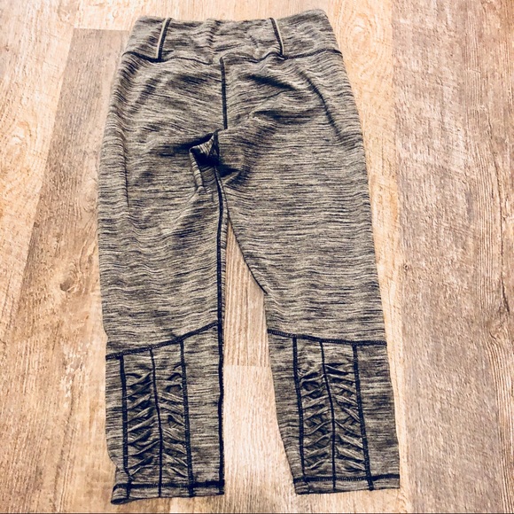 Kyodan | Pants & Jumpsuits | Kyodan Adorable Capri Yoga Leggings Small ...